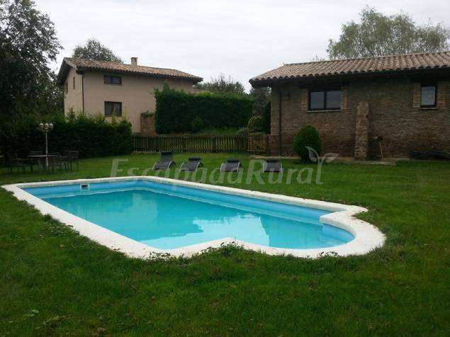 Cottage ∙ 10 Chambres ∙ 4 Personnes - Torelló