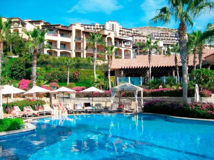 520 M² Villa ∙ 6 Bedrooms ∙ 20 Guests - Cabo San Lucas
