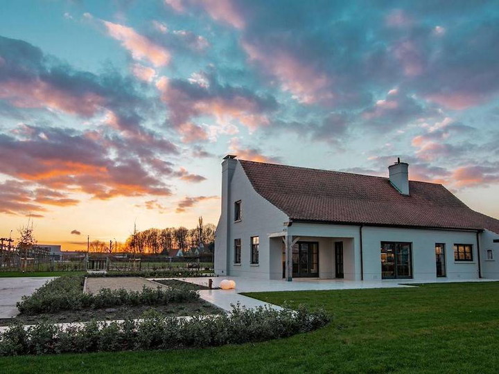 Maison De Vacances ∙ 9 Chambres ∙ 30 Personnes - Courtrai