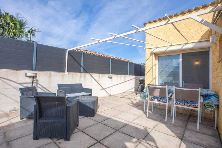 42 M² Maison De Vacances ∙ 1 Chambre ∙ 4 Personnes - Le Lavandou