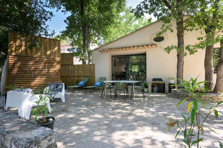 100 M² Villa ∙ 2 Bedrooms ∙ 4 Guests - Ménerbes