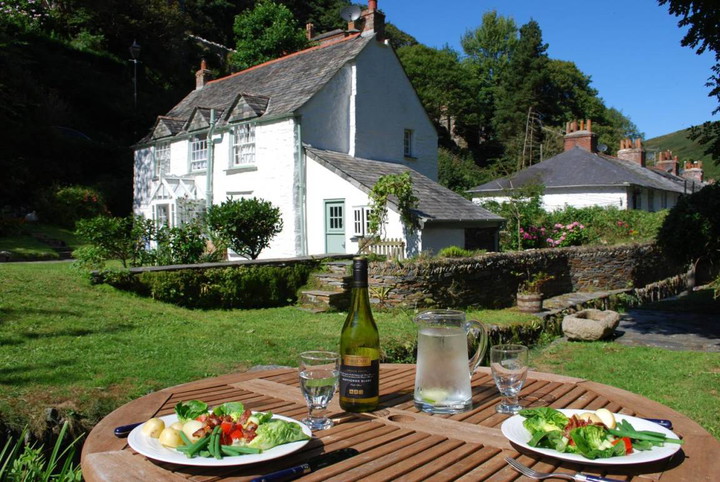 Cottage ∙ 2 Bedrooms ∙ 4 Guests - Boscastle