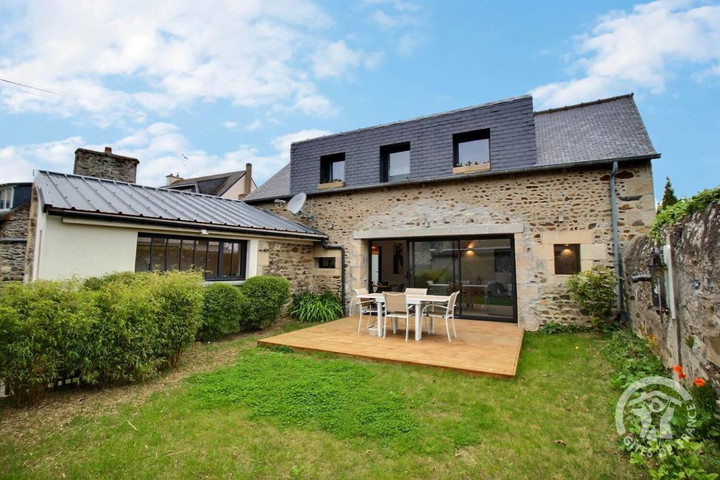 67 M² Gîte ∙ 2 Chambres ∙ 4 Personnes - Binic