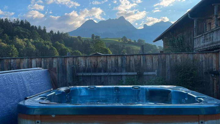 90 M² Ferienwohnung ∙ 4 Schlafzimmer ∙ 9 Gäste - Leogang