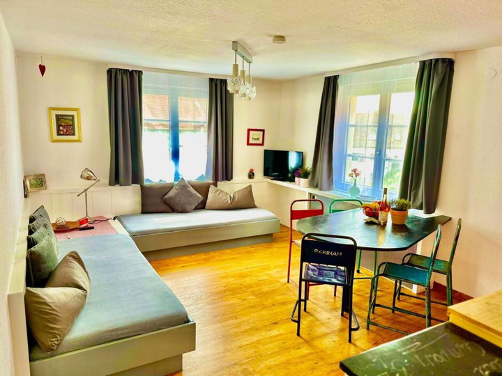 50 M² Ferienwohnung ∙ 2 Schlafzimmer ∙ 6 Gäste - Konstanz