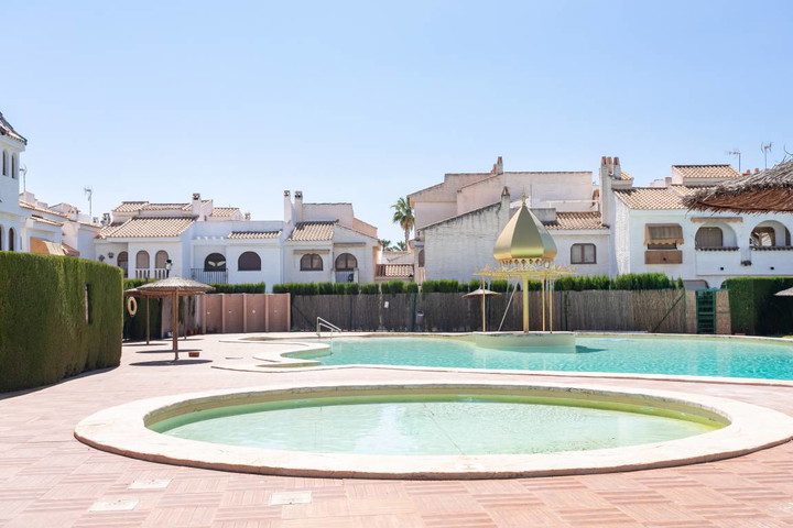 90 M² Casa ∙ 3 Habitaciones ∙ 6 Huéspedes - Santa Pola