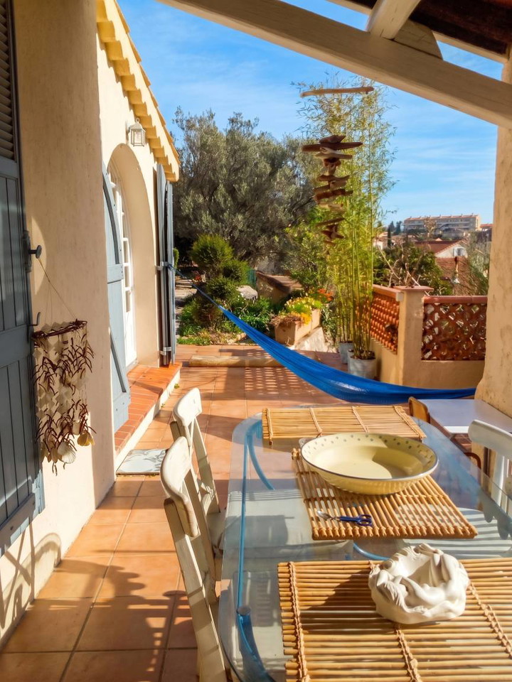 90 M² Maison De Vacances ∙ 3 Chambres ∙ 5 Personnes - Toulon