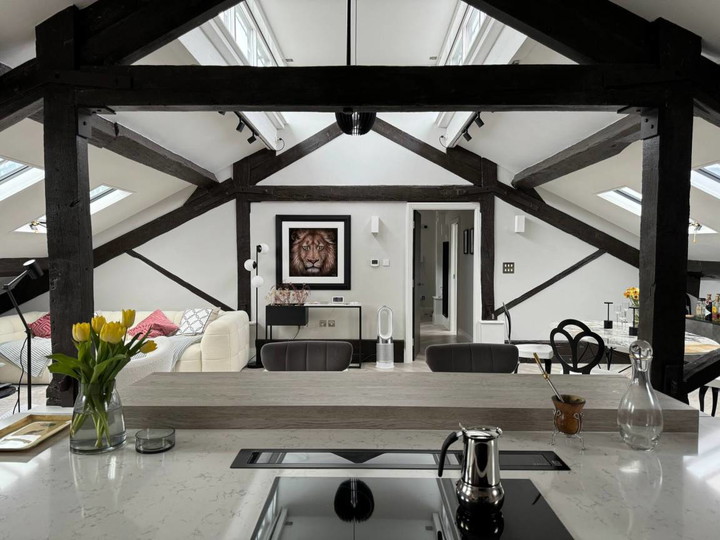 105 M² Apartment ∙ 2 Bedrooms ∙ 4 Guests - Birmingham