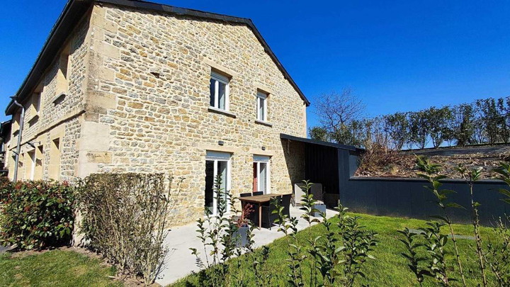 80 M² Gîte ∙ 2 Chambres ∙ 4 Personnes - Charleville-Mézières