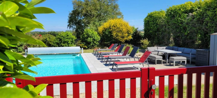 270 M² Huis ∙ 5 Slaapkamers ∙ 12 Gasten - Lamballe