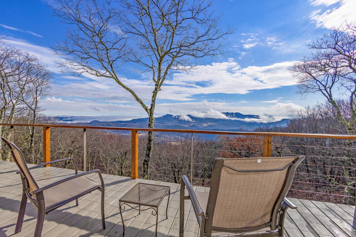 269 M² Cabin ∙ 4 Bedrooms ∙ 10 Guests - Banner Elk, NC