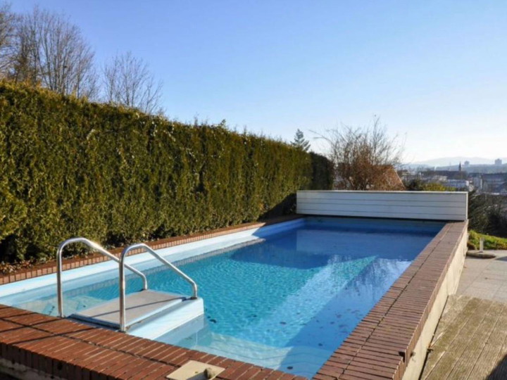 240 M² House ∙ 5 Bedrooms ∙ 6 Guests - Esslingen