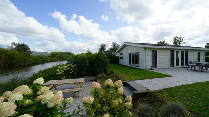 65 M² Ferienhaus ∙ 2 Schlafzimmer ∙ 4 Gäste - Amsterdam