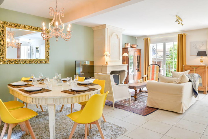 113 M² Maison De Vacances ∙ 3 Chambres ∙ 6 Personnes - Bouguenais