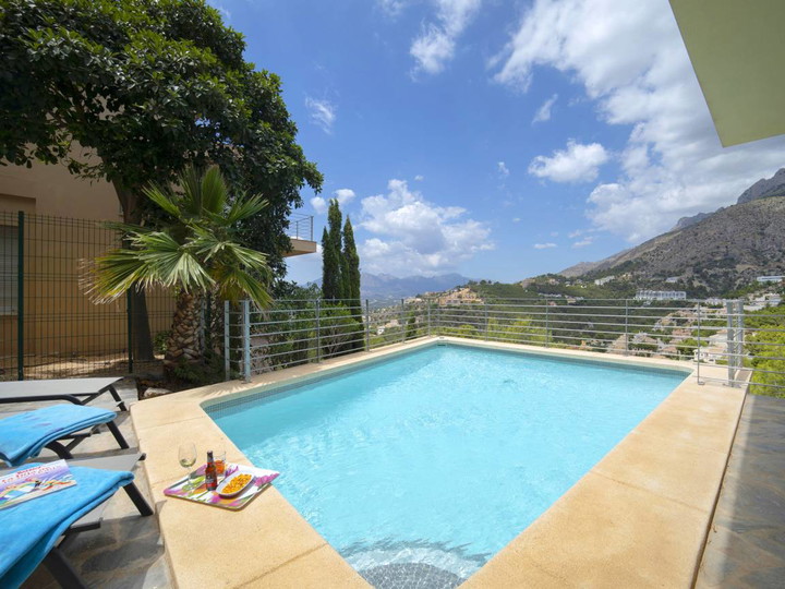 276 M² House ∙ 4 Bedrooms ∙ 8 Guests - Altea