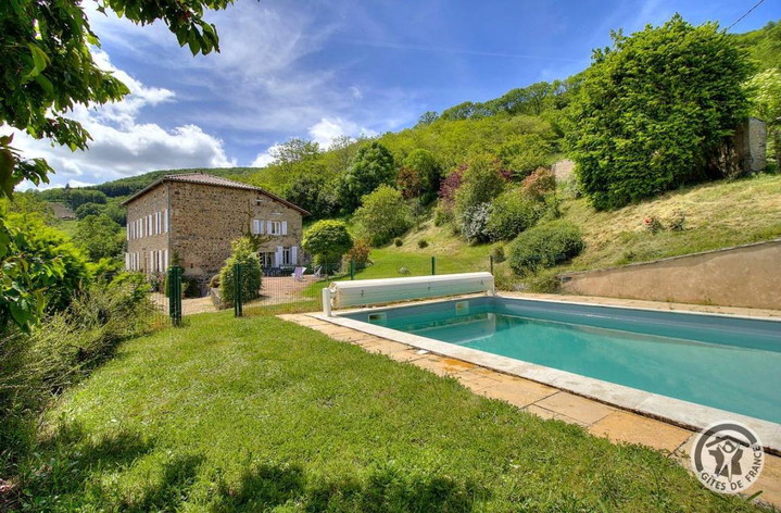240 M² Gîte ∙ 5 Chambres ∙ 12 Personnes - Rhône-Alpes
