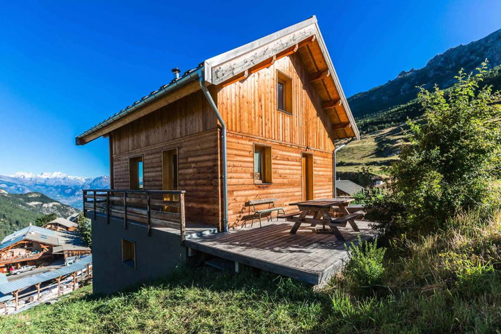 125 M² Chalet ∙ 4 Bedrooms ∙ 10 Guests - Ceillac