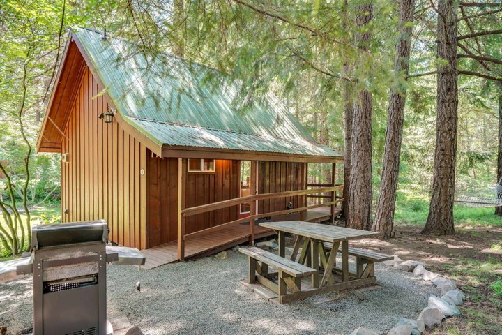 House ∙ 1 Bedroom ∙ 3 Guests - Trout Lake, WA