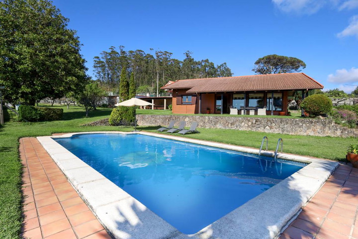 217 M² Villa ∙ 3 Slaapkamers ∙ 7 Gasten - Cangas