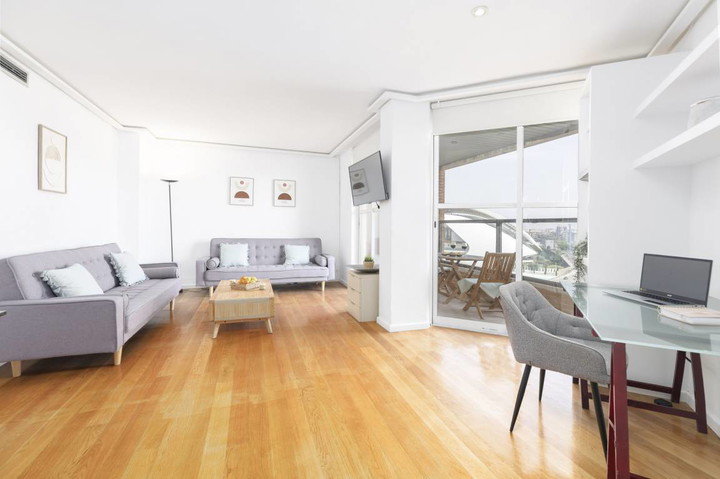 120 M² Apartamento ∙ 3 Quartos ∙ 6 Hóspedes - Valência