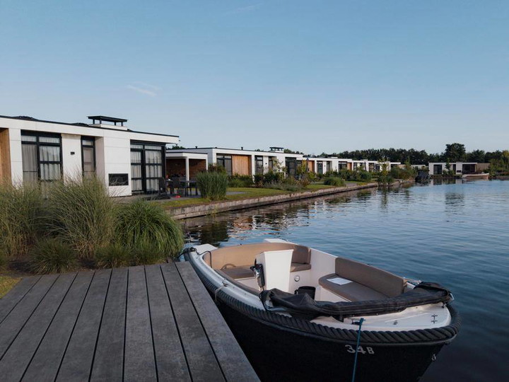 65 M² Chalet ∙ 2 Slaapkamers ∙ 4 Gasten - Maarssen