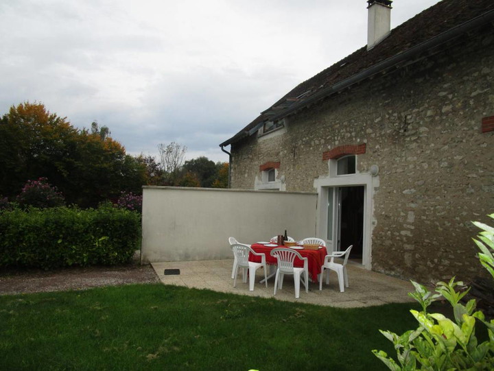 80 M² Gîte ∙ 3 Chambres ∙ 6 Personnes - Nemours