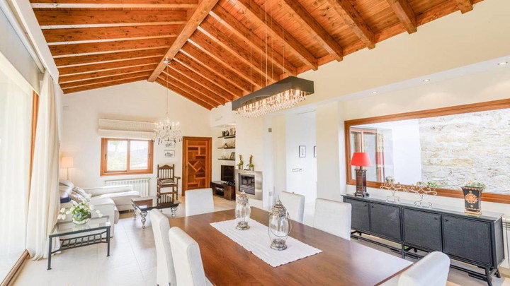 270 M² Huis ∙ 4 Slaapkamers ∙ 8 Gasten - Monda
