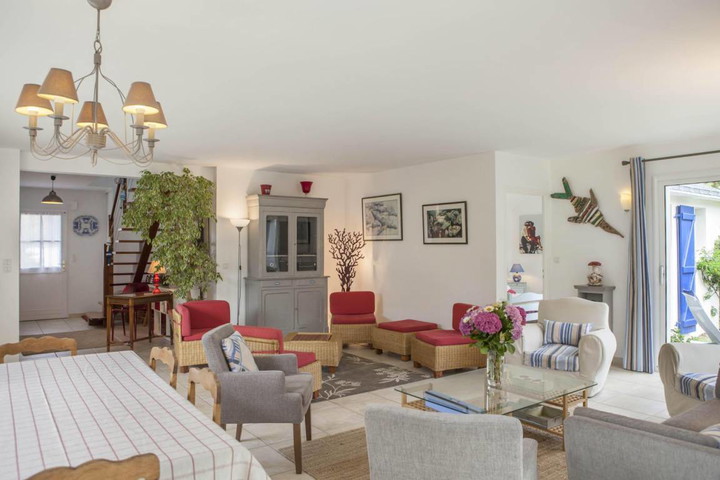 150 M² Gîte ∙ 5 Chambres ∙ 10 Personnes - Arzon