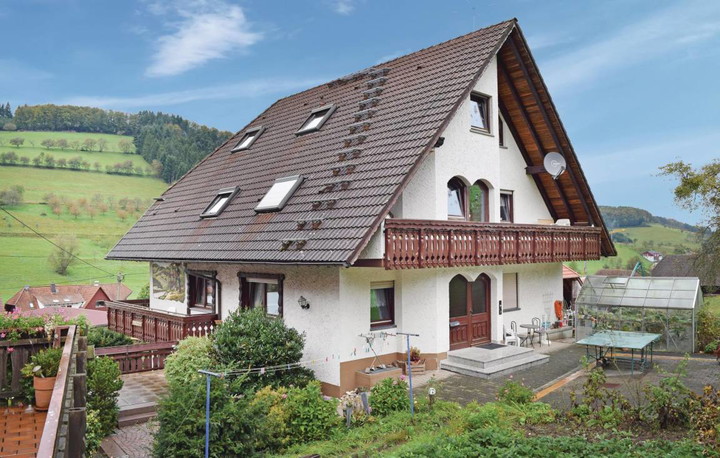 80 M² Appartement ∙ 2 Chambres ∙ 7 Personnes - Lahr/Schwarzwald