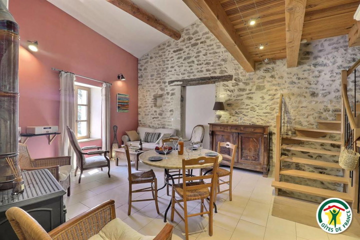 90 M² Gîte ∙ 3 Chambres ∙ 6 Personnes - Grignan