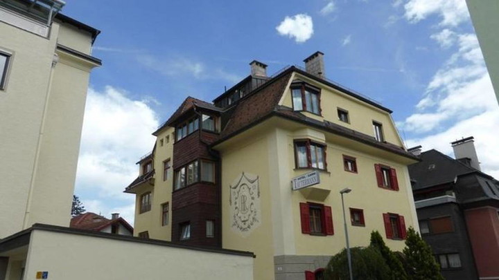 Ferienwohnung ∙ 1 Schlafzimmer ∙ 5 Gäste - Innsbruck