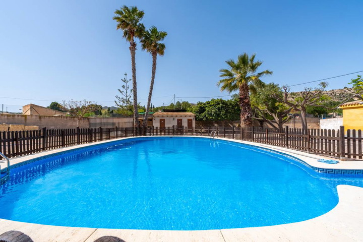 100 M² Maison De Vacances ∙ 4 Chambres ∙ 12 Personnes - Aspe