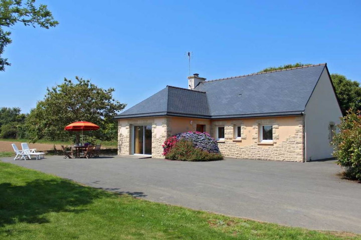 90 M² Gîte ∙ 3 Chambres ∙ 6 Personnes - Binic