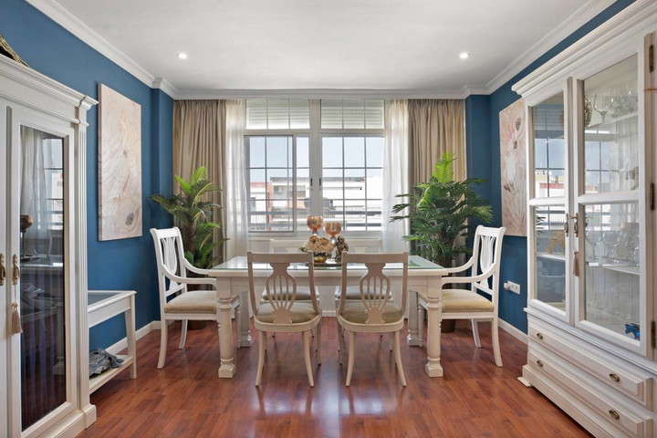140 M² Apartamento ∙ 4 Habitaciones ∙ 8 Huéspedes - Jerez de la Frontera
