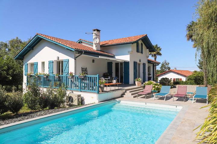 50 M² Chambre D'hôtes ∙ 1 Chambre ∙ 4 Personnes - Biarritz
