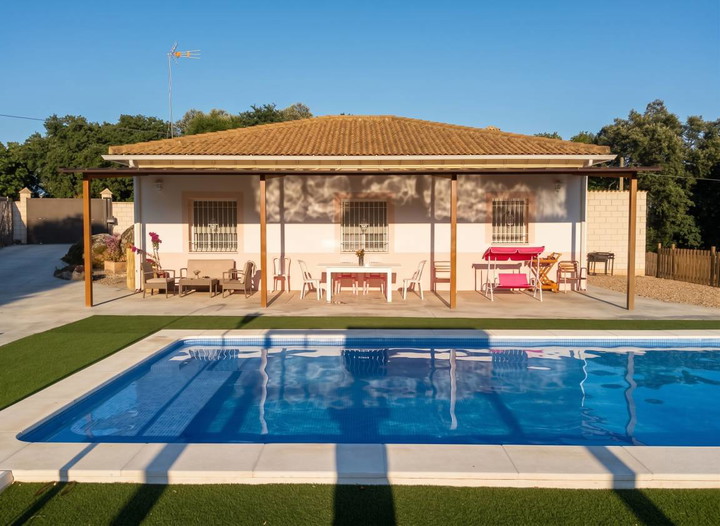 100 M² Chalet ∙ 3 Habitaciones ∙ 9 Huéspedes - Almodóvar del Río