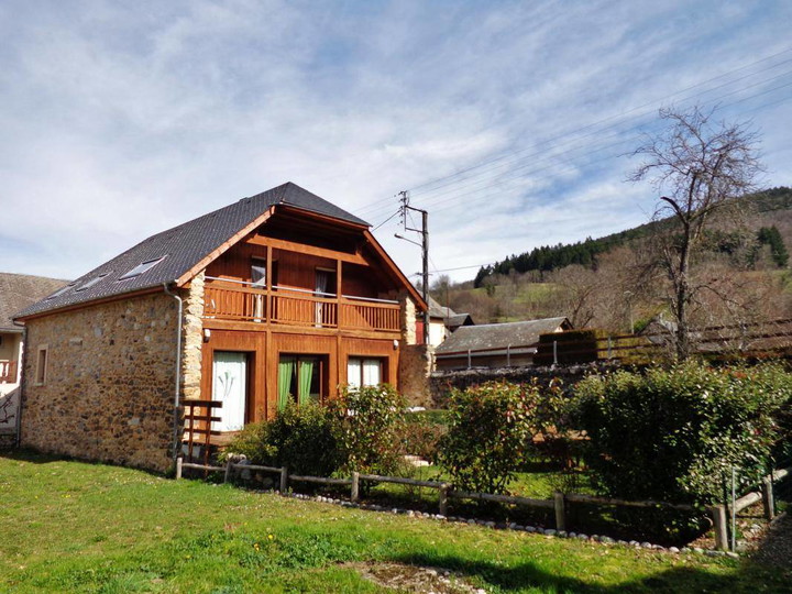 110 M² Gîte ∙ 3 Chambres ∙ 6 Personnes - Bagnères-de-Bigorre