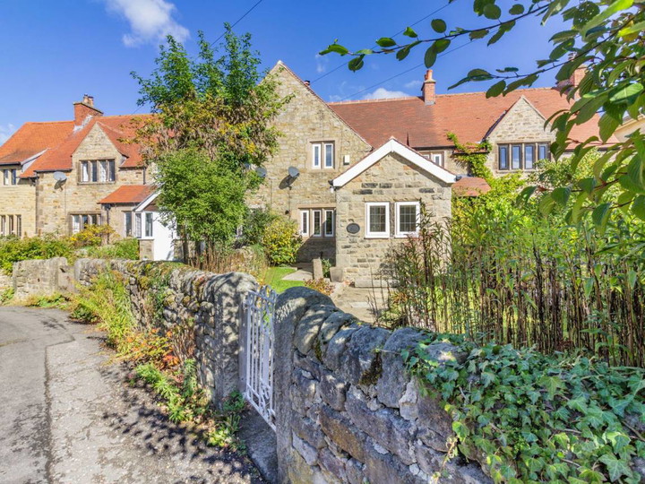 Cottage ∙ 2 Bedrooms ∙ 4 Guests - Bakewell