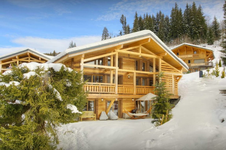 236 M² Chalet ∙ 5 Bedrooms ∙ 10 Guests - Les Gets