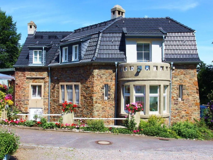 120 M² House ∙ 4 Bedrooms ∙ 8 Guests - Hagen