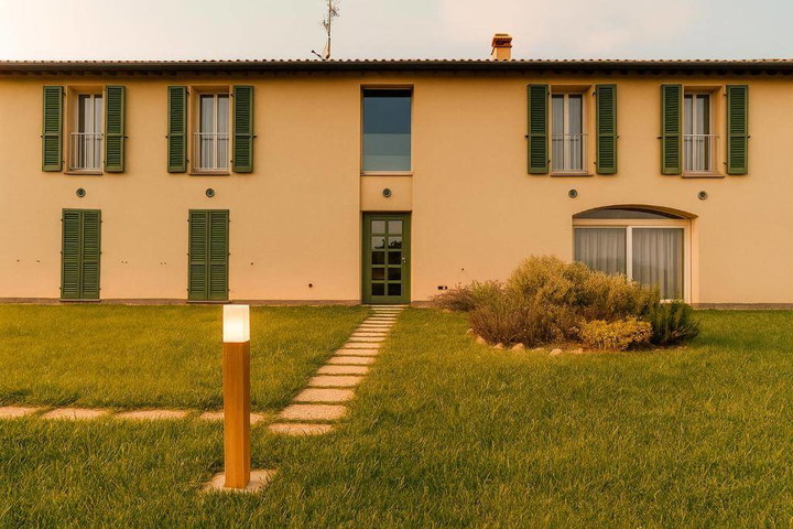 340 M² Farmhouse ∙ 4 Bedrooms ∙ 11 Guests - Imola