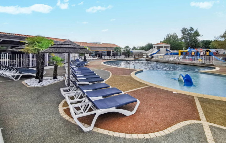 42 M² Camping ∙ 3 Chambres ∙ 6 Personnes - Talmont-Saint-Hilaire