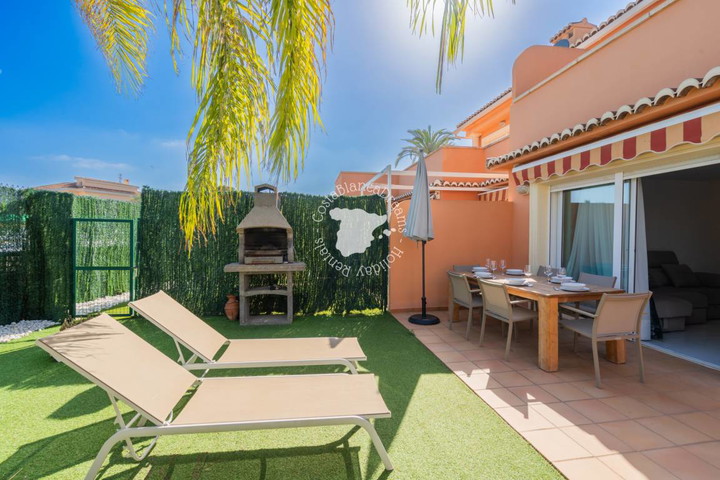173 M² Bungalow ∙ 3 Habitaciones ∙ 6 Huéspedes - Moraira