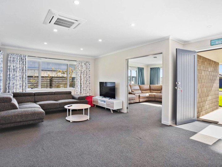 260 M² House ∙ 4 Bedrooms ∙ 10 Guests - New Zealand