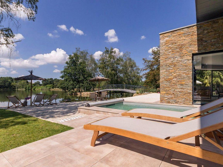 256 M² Cottage ∙ 4 Chambres ∙ 9 Personnes - Carquefou