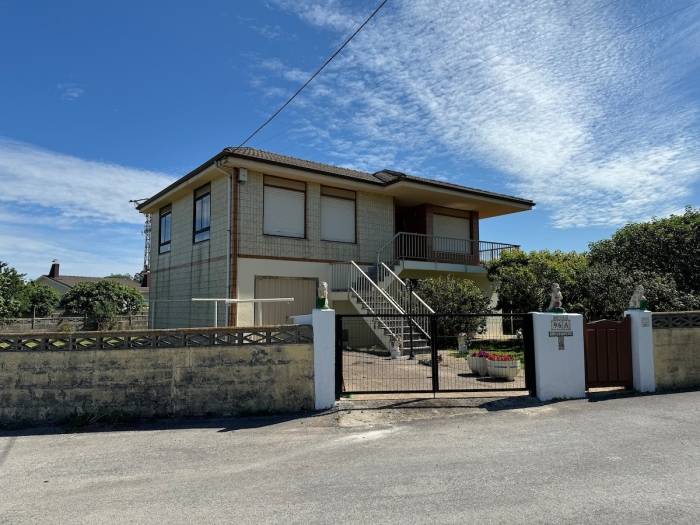 120 M² Villa ∙ 3 Chambres ∙ 6 Personnes - Santander