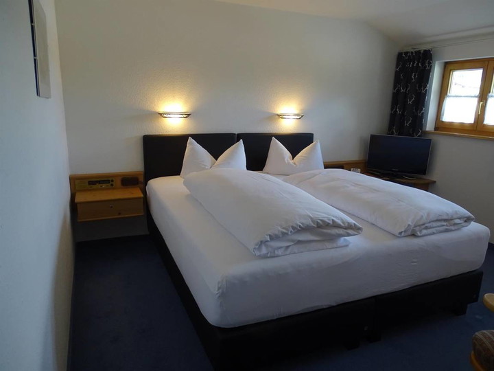 22 M² Hotel ∙ 1 Bedroom ∙ 2 Guests - Mittelberg