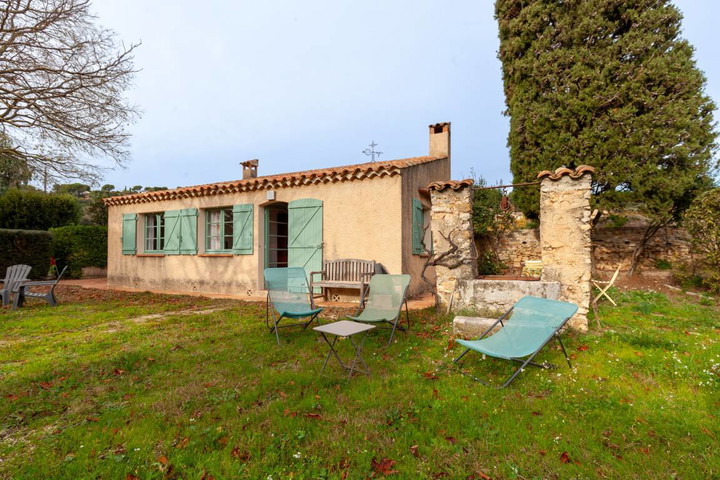 60 M² House ∙ 2 Bedrooms ∙ 4 Guests - Cassis