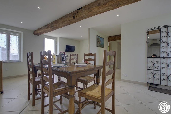62 M² Gîte ∙ 2 Chambres ∙ 6 Personnes - Ain