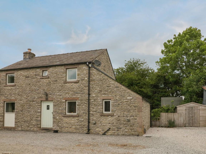 Cottage ∙ 2 Bedrooms ∙ 4 Guests - Tideswell